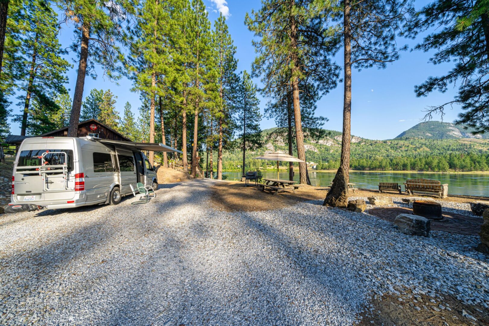 Overlook Camp Site set up (2500) – Lazy Daze Retreats